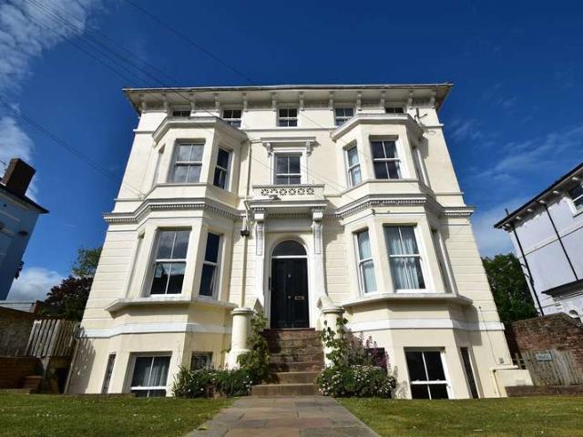 3 Bedroom Apartment Flat