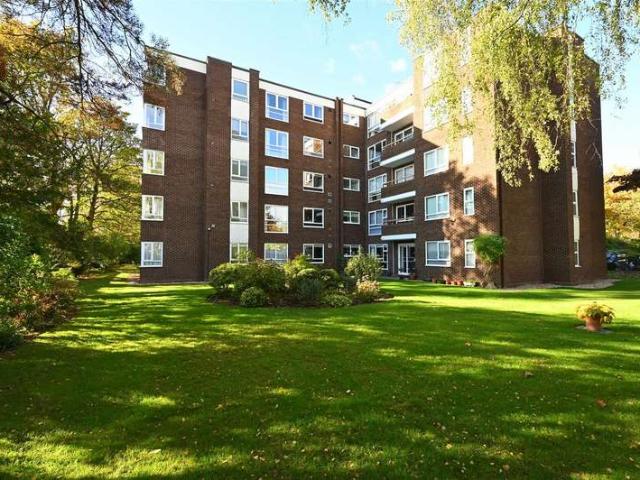 3 Bedroom Apartment Flat