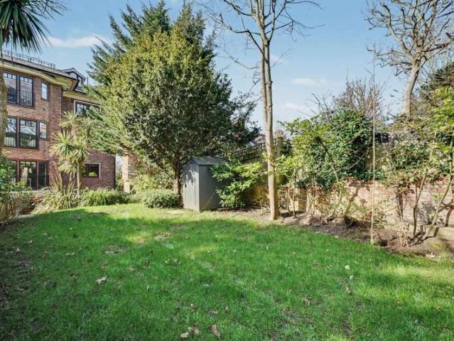 3 Bedroom Apartment Flat