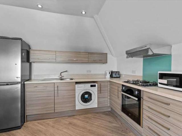 3 Bedroom Apartment Flat