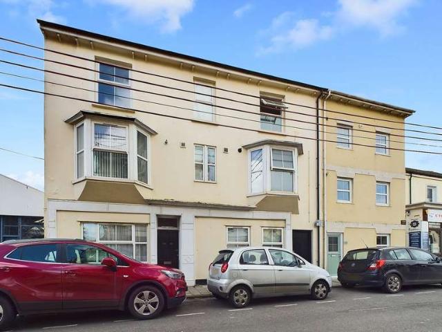3 Bedroom Apartment Flat