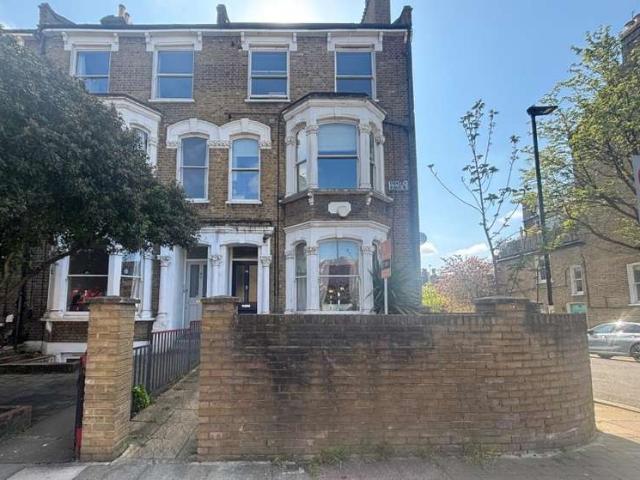 3 Bedroom Apartment Flat