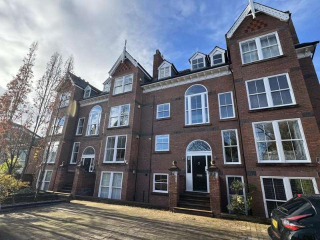 3 Bedroom Apartment Flat