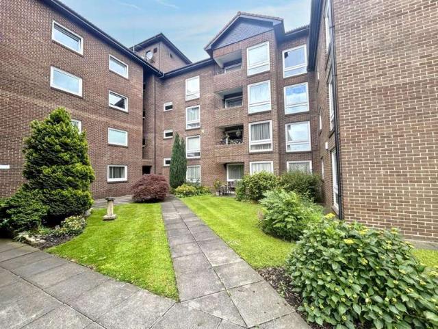 3 Bedroom Apartment Flat