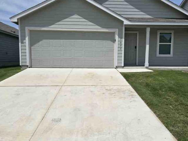 3 Bedroom Apartment for Rent at Barbarosa Rd & Alves Ln #3 2, New Braunfels, TX 78130