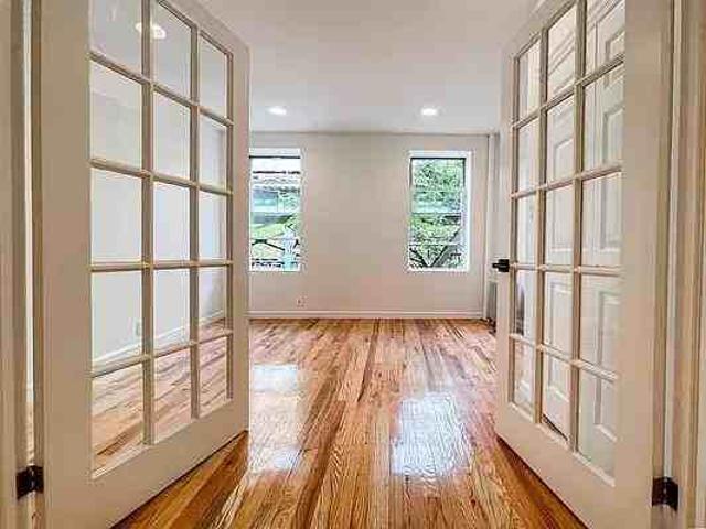 3 Bedroom Apartment for Rent at Broadway #5, New York, NY 10027 West Harlem