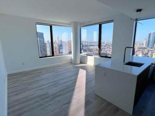 3 Bedroom Apartment for Rent at Commercial St #2908, New York, NY 11222 Greenpoint