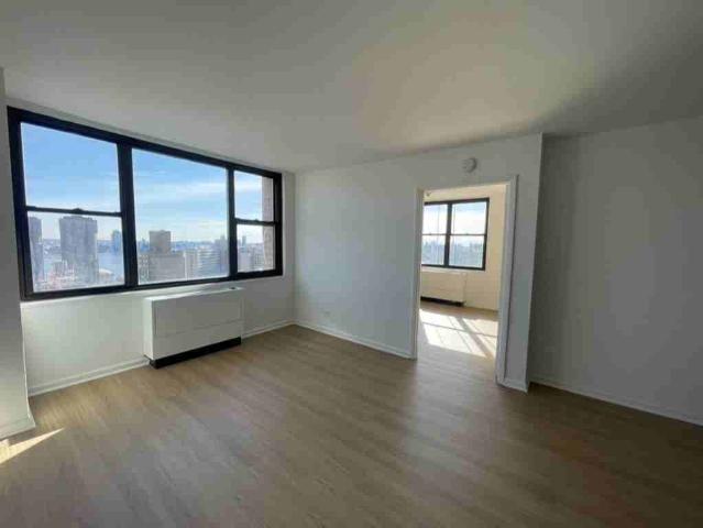 3 Bedroom Apartment for Rent at E 27th St #23, New York, NY 10016 Kips Bay