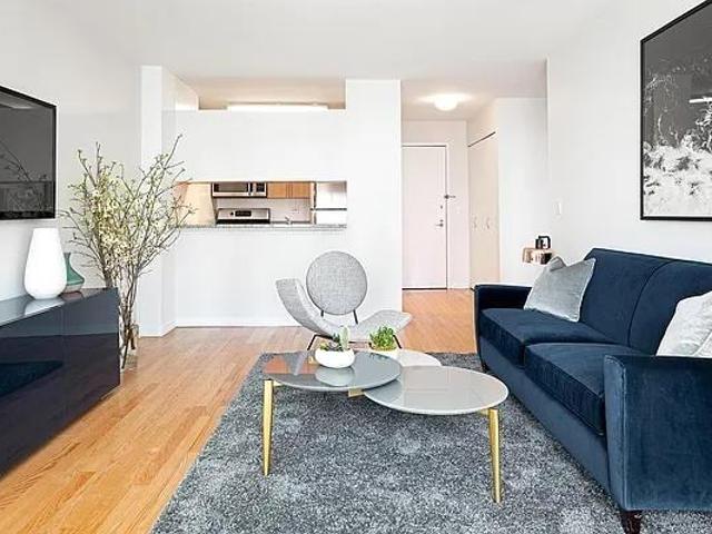 3 Bedroom Apartment for Rent at Gold St #17G, New York, NY 10038 Financial District
