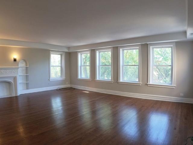 3 Bedroom Apartment for Rent at Seeley & Jarvis #1, Chicago, IL 60645 Rogers Park