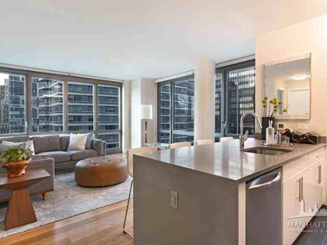 3 Bedroom Apartment for Rent at W 57th St #23, New York, NY 10019 Hell's Kitchen