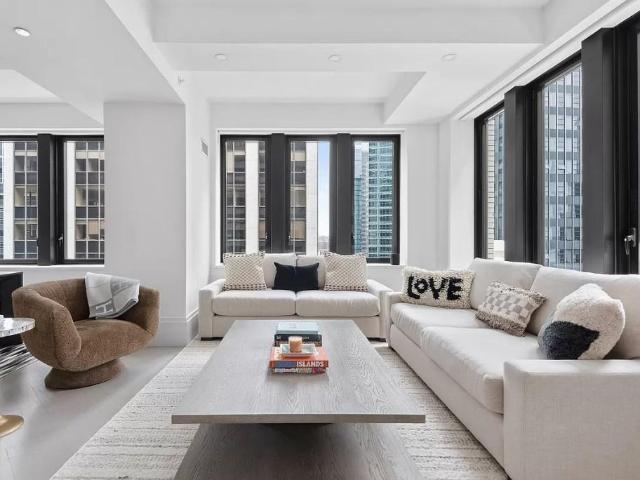 3 Bedroom Apartment for Rent at Wall St #19B, New York, NY 10005 Financial District