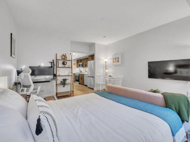 3 Bedroom Apartment for Rent at Wall St #614, New York, NY 10005 Financial District