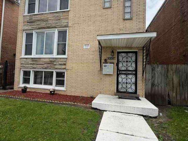 3 Bedroom Apartment for Rent at 14045 S Atlantic Ave, Riverdale, IL 60827