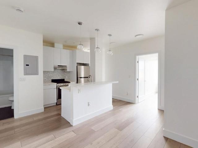 3 Bedroom Apartment for Rent at 1408 California St #305, San Francisco, CA 94109 Nob Hill