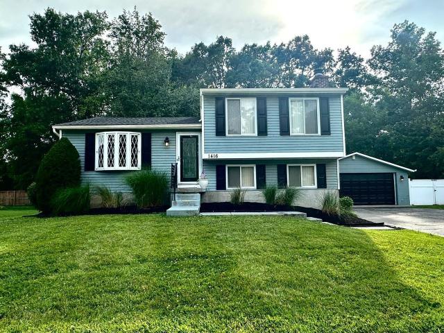 3 Bedroom Apartment for Rent at 1416 Hagen Rd, Louisville, KY 40223