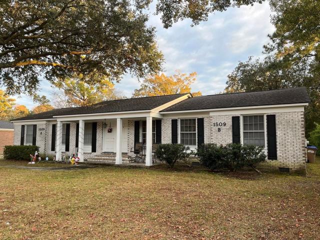 3 Bedroom Apartment for Rent at 1509 Harbor View Rd Apt B, Charleston, SC 29412