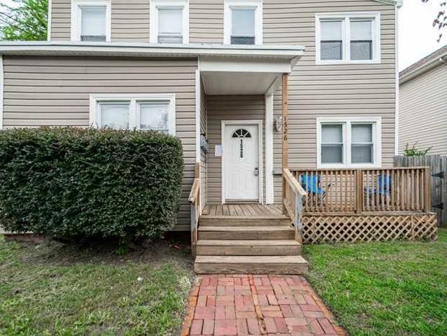 3 Bedroom Apartment for Rent at 1526 W 40th St #2A, Norfolk, VA 23508 Lamberts Point