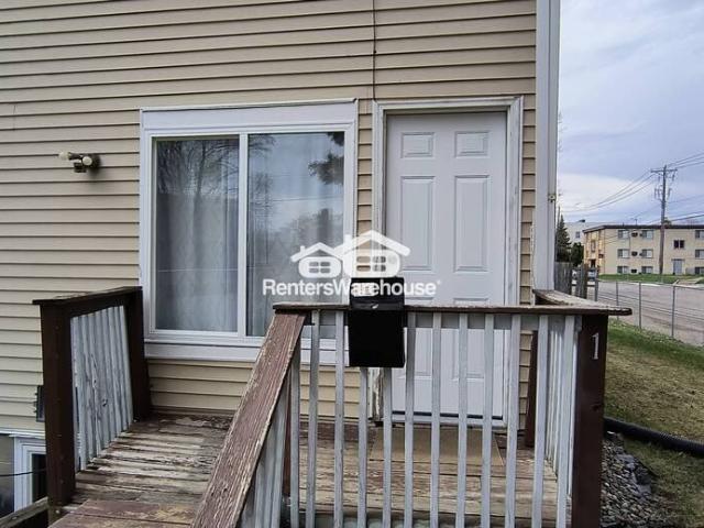 3 Bedroom Apartment for Rent at 1611 Glenwood Ave #1, Minneapolis, MN 55405 Harrison