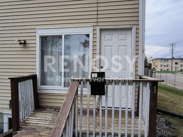 3 Bedroom Apartment for Rent at 1611 Glenwood Ave #1, Minneapolis, MN 55405 Harrison