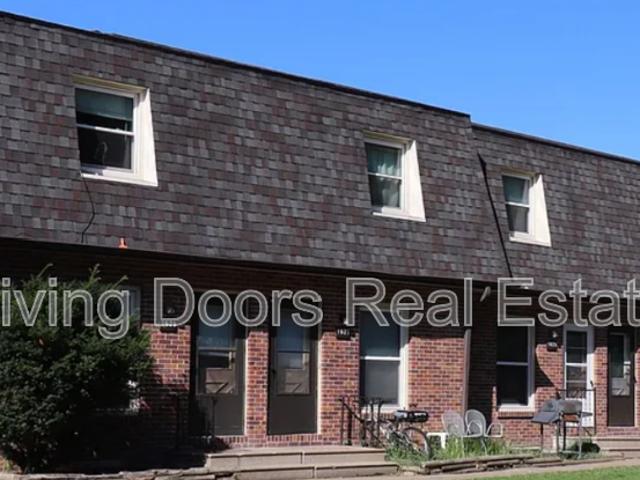 3 Bedroom Apartment for Rent at 1613 Deweese Dr, Lincoln, NE 68504 University Place