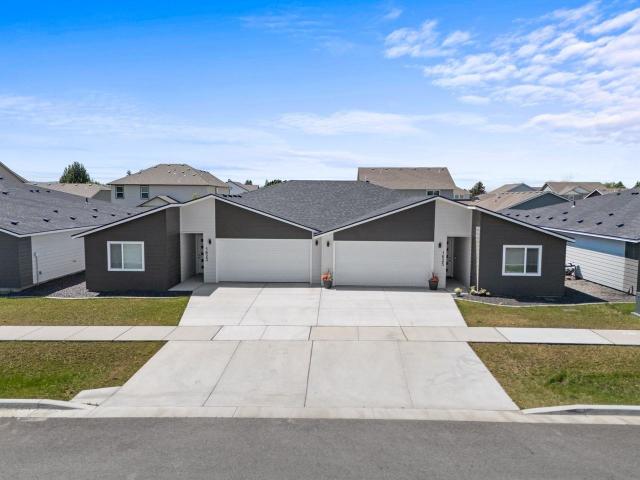 3 Bedroom Apartment for Rent at 1623 N Selkirk Rd, Spokane Valley, WA 99016