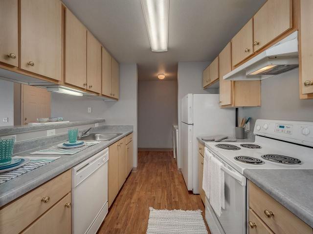 3 Bedroom Apartment for Rent at 16936 Se Powell Blvd #67, Portland, OR 97236 Centennial