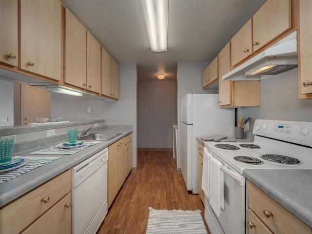 3 Bedroom Apartment for Rent at 16936 Se Powell Blvd #69, Portland, OR 97236 Centennial