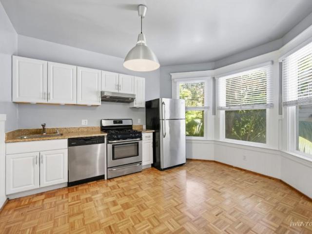3 Bedroom Apartment for Rent at 16th Street & Noe Street, San Francisco, CA 94114 Duboce Triangle