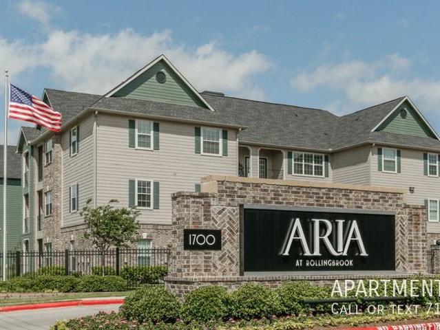 3 Bedroom Apartment for Rent at 1706 Rollingbrook Dr #2732, Baytown, TX 77521