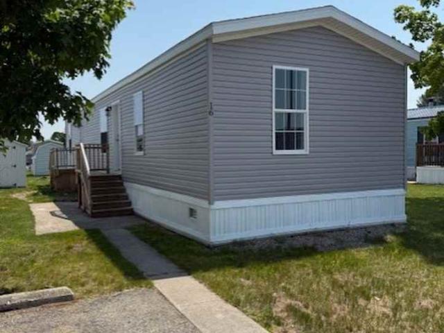 3 Bedroom Apartment for Rent at 17330 Honor Hwy Lot 16, Interlochen, MI 49643
