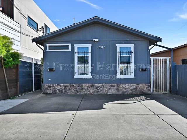 3 Bedroom Apartment for Rent at 1783 11th St #B, Oakland, CA 94607 Prescott