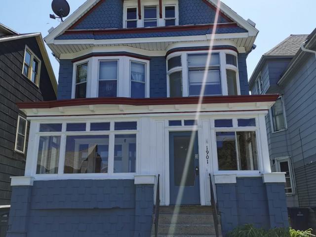 3 Bedroom Apartment for Rent at 1901 Seneca St #1, Buffalo, NY 14210 Cazenovia Park