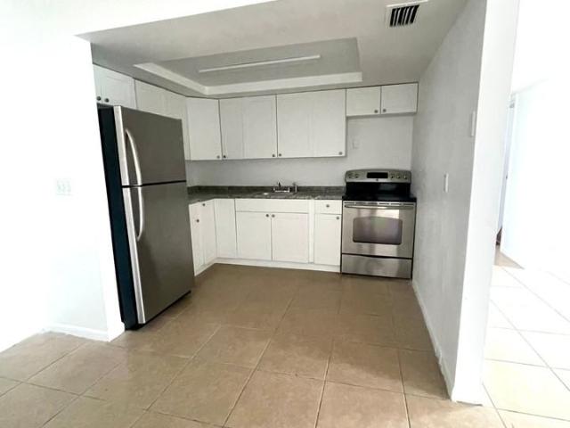3 Bedroom Apartment for Rent at 1907 N Haverhill Rd, West Palm Beach, FL 33417