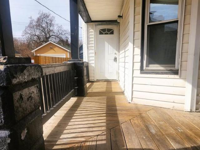 3 Bedroom Apartment for Rent at 1954 W 47th St, Cleveland, OH 44102 Detroit Shoreway