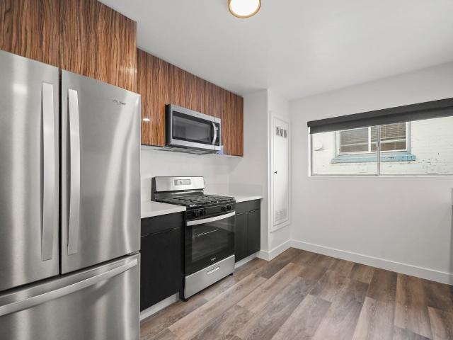 3 Bedroom Apartment for Rent at 1980 Park Grove Avenue #3, Los Angeles, CA 90007 Congress North