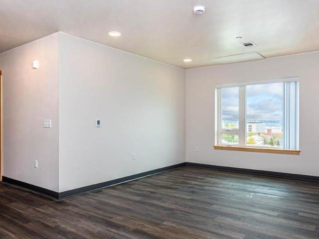 3 Bedroom Apartment for Rent at 1111 S L St, Tacoma, WA 98405 Central