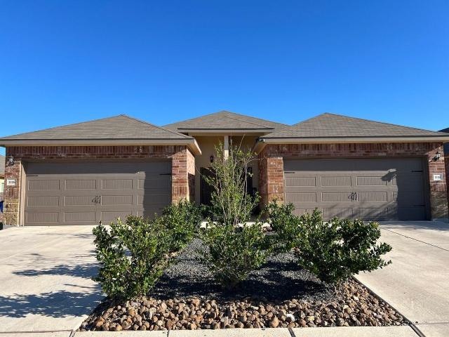 3 Bedroom Apartment for Rent at 1116 Renee Way, Seguin, TX 78155