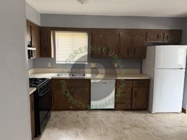 3 Bedroom Apartment for Rent at 11213 Mccracken Rd, Garfield Heights, OH 44125 Garfield Heights