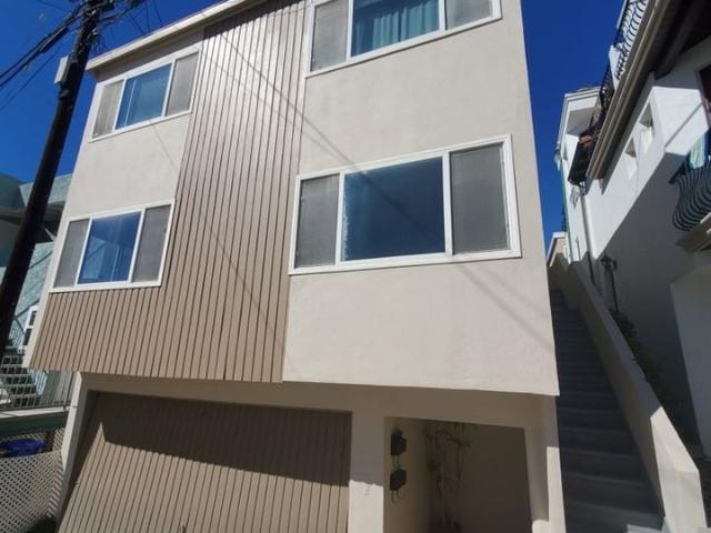 3 Bedroom Apartment for Rent at 117 Moonstone St, Manhattan Beach, CA 90266 Sand Section