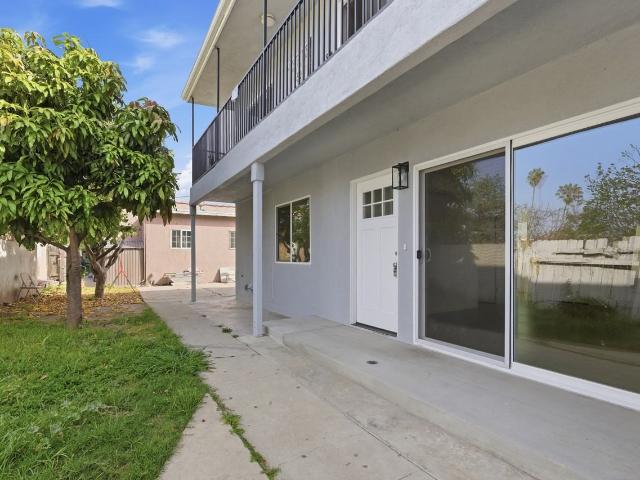 3 Bedroom Apartment for Rent at 118 W 109th St #3 4, Los Angeles, CA 90061 Congress Southeast