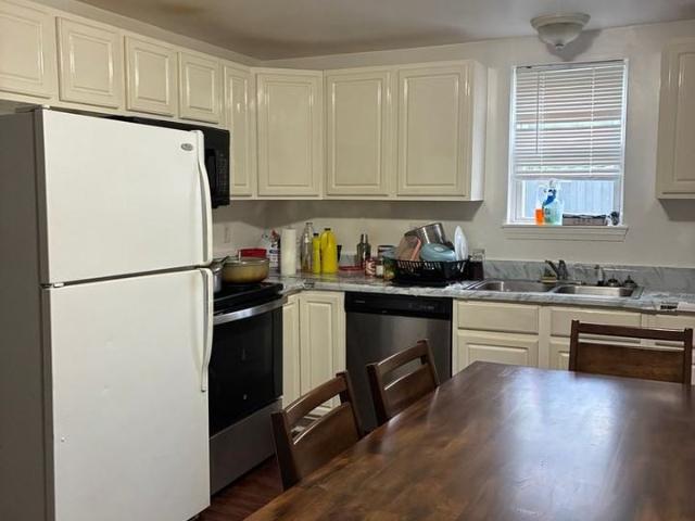 3 Bedroom Apartment for Rent at 11 Taftville Occum Rd, Norwich, CT 06360