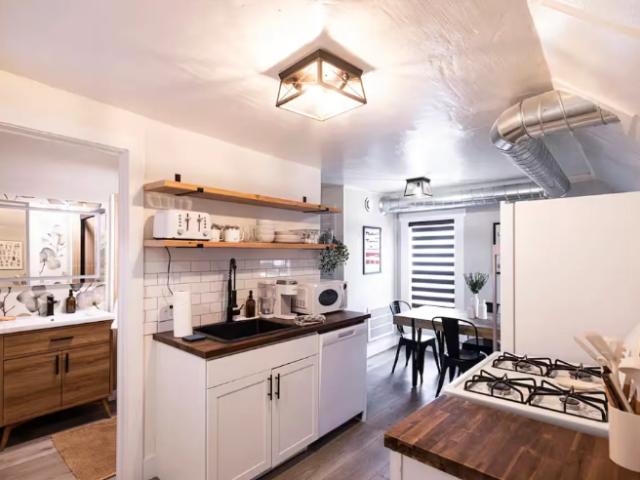 3 Bedroom Apartment for Rent at 1205 Bridge St Nw #C, Grand Rapids, MI 49504 West Grand
