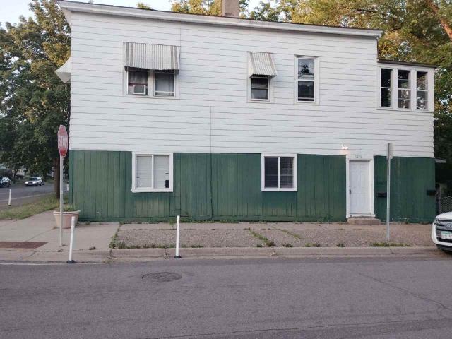 3 Bedroom Apartment for Rent at 1296 7th St W Unit 1, St. Paul, MN 55102 West Seventh