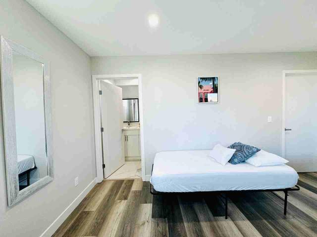 3 Bedroom Apartment for Rent at 1301 N Kingsley Dr #1, Los Angeles, CA 90027 East Hollywood
