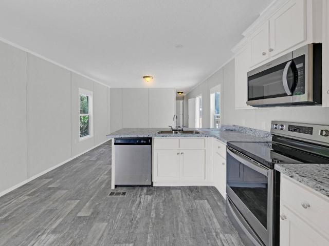3 Bedroom Apartment for Rent at 1302 Green Acres Ave Lot 18c, Fort Walton Beach, FL 32547