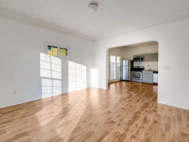 3 Bedroom Apartment for Rent at 132 South Mountain View Avenue 132 1/2 #132 1 2, Los Angeles, CA 90057 MacArthur Park
