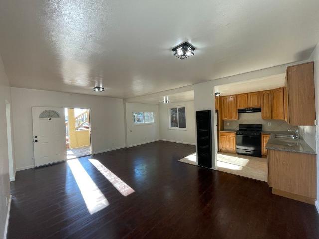 3 Bedroom Apartment for Rent at 1396 E 27th St, Oakland, CA 94606 Highland Park