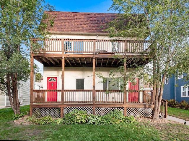3 Bedroom Apartment for Rent at 2407 Buchanan St Ne #1, Minneapolis, MN 55418 Windom Park