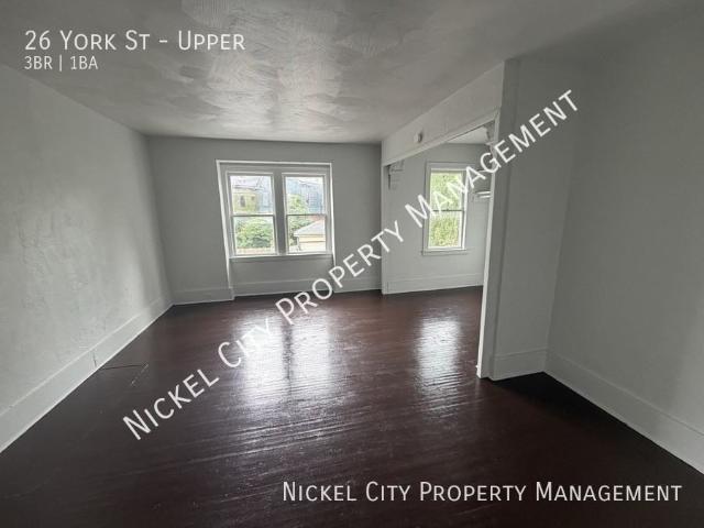 3 Bedroom Apartment for Rent at 26 York St, Buffalo, NY 14213 Front Park